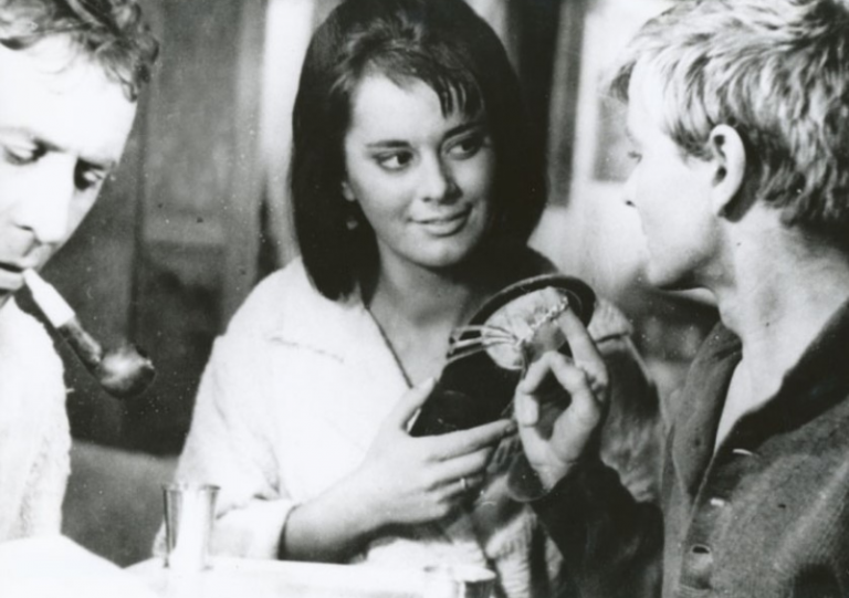 11 kultowych polskich filmów z lat 60. – sprawdź, czy znasz te hity!