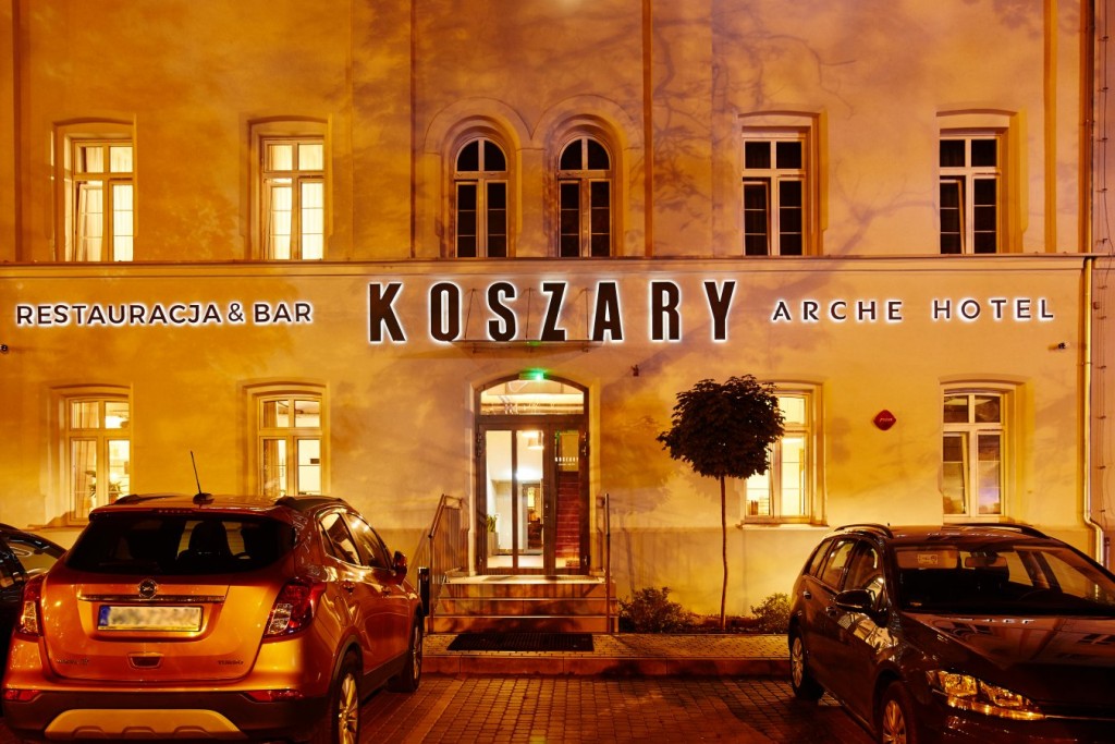 Koszary Arche Hotel W G rze Kalwarii Poznaj Ofert O rodka 